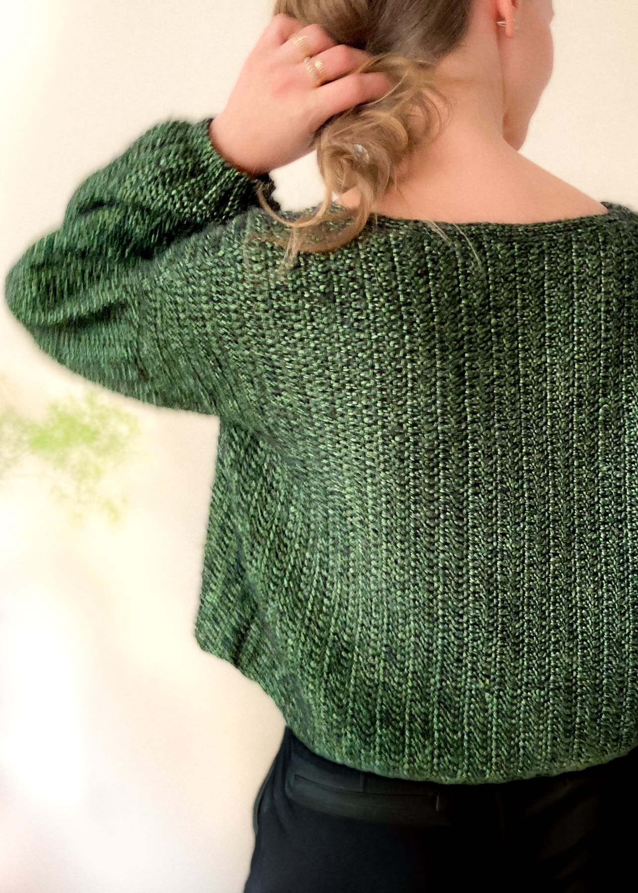 Easy Crochet Crop Sweater - perfect for beginners in 2026